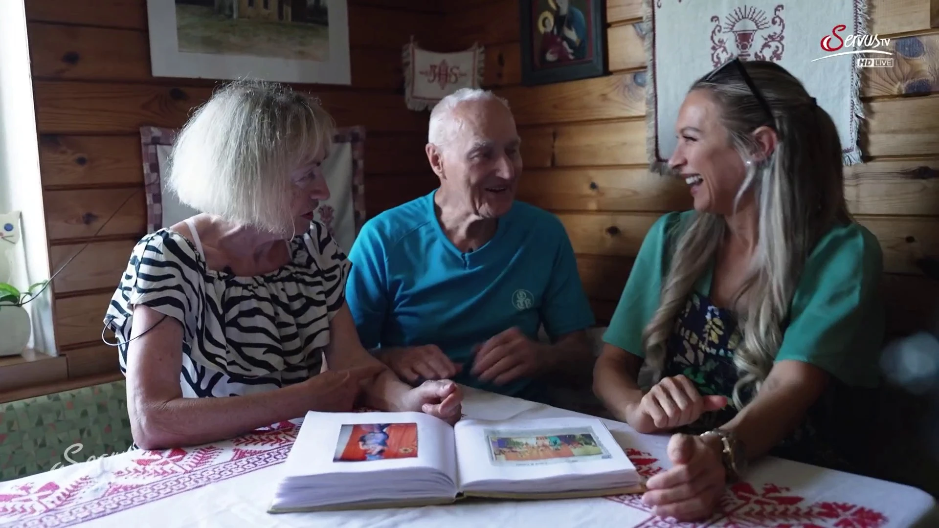 Blue Zones - Wo Menschen einfach nicht altern - ServusTV On