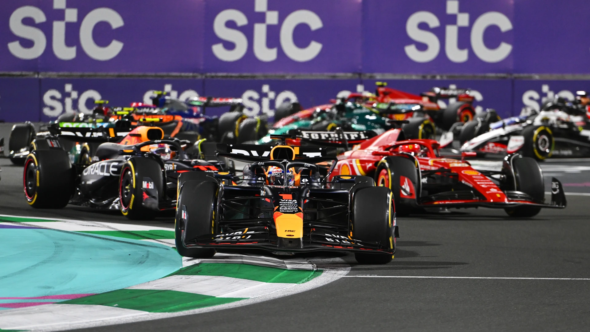 Formel 1 2024: Die Highlights vom Singapur-Grand-Prix im kostenlosen Livestream und TV - ServusTV On